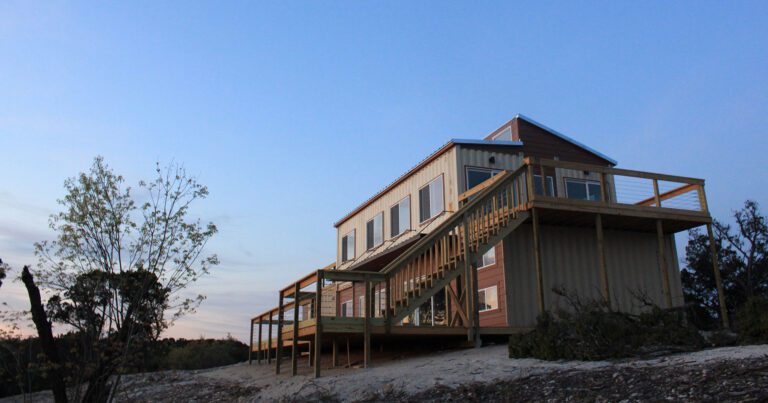 Backcountry Containers - Custom Container Homes