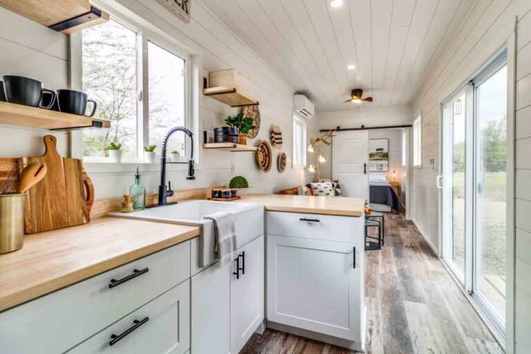 Modern & Functional Container Homes - Backcountry Containers